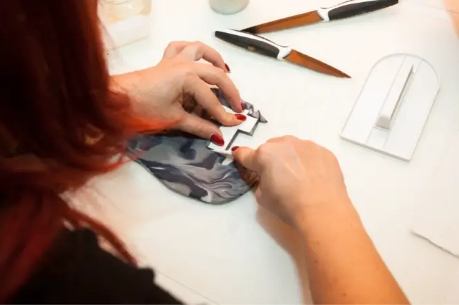 Special Effects: Wood or Marble Effect Fondant Icing - Cake Baker